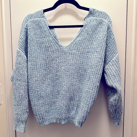 Francesca's Collections | Sweaters | Light Blue Twist Sweater | Poshmark